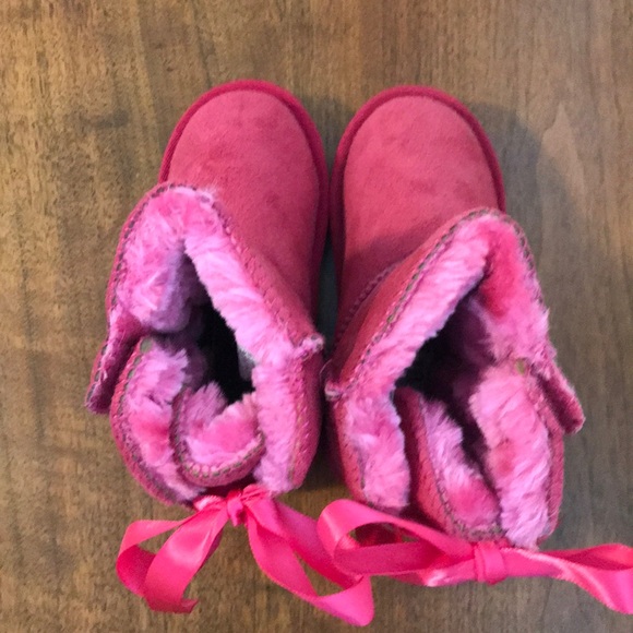 Apres by Lamo | Shoes | New Apres Hot Pink Bow And Lacing Detail | Poshmark